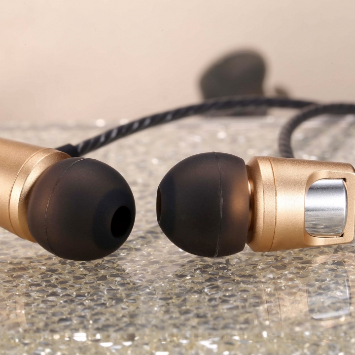 Betron Headphones, Earphones, Speakers & Mobile Accessories